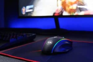 Redragon M686 Review - A Fully Loaded Gaming Mouse | GoMK